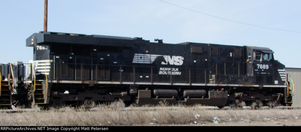 NS 7689